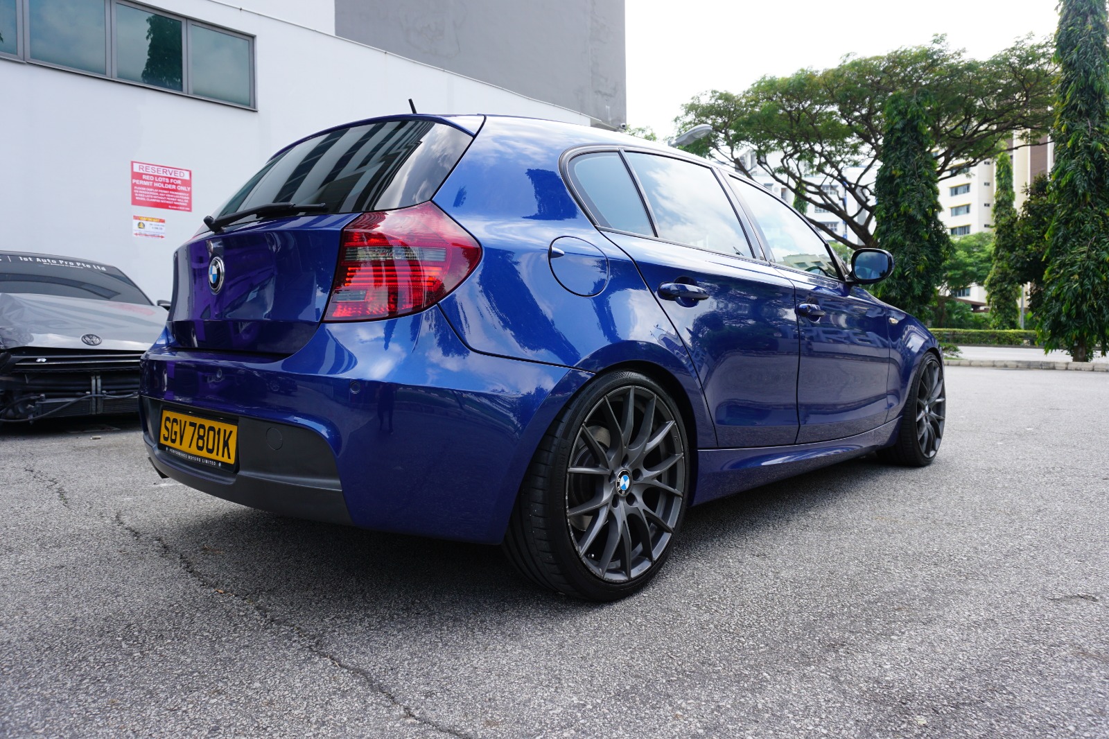 2011 BMW 120I AT D/AB 2WD ABS HID DSC HB - Heritage Auto Enterprise